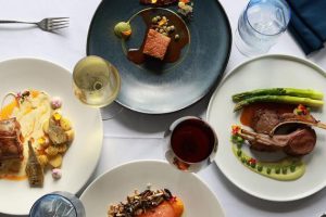 Huckleberry Brasserie Restaurant Bermuda